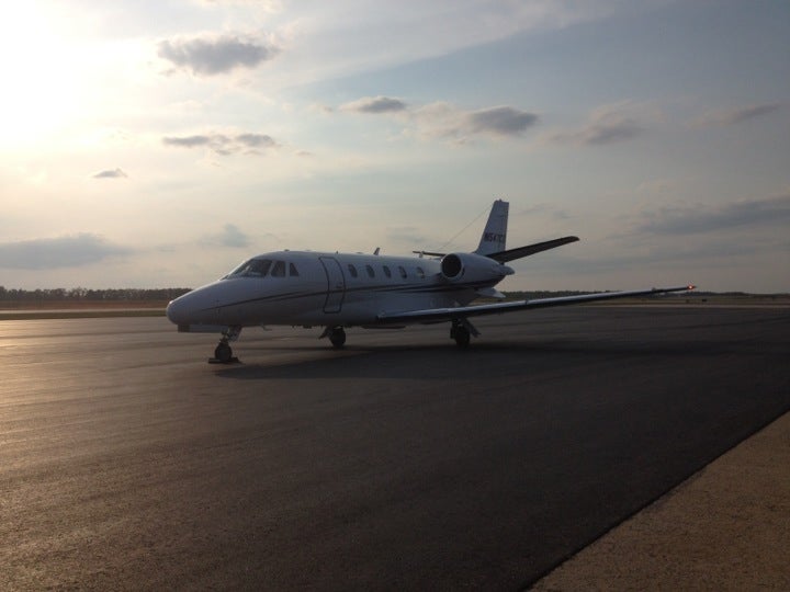 Pease Planesense Air Force Hangar, Portsmouth, NH, Airports - MapQuest