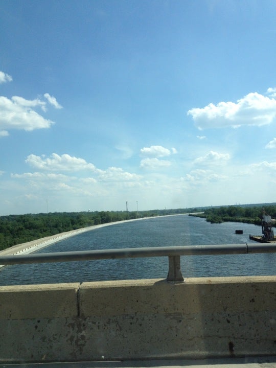 Ninth Street Bridge, Commerce St, Lockport, IL - MapQuest