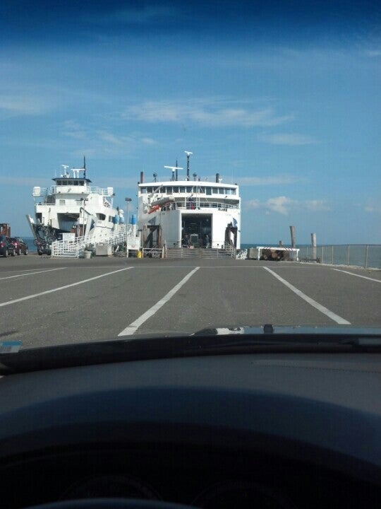 Cross Sound Ferry, 41270 Main Rd Orient Point Ferry Dock, Orient, NY ...