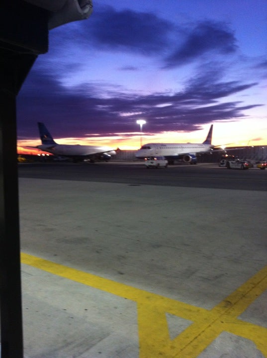 Jetblue - Hangar 81, S Cargo Rd, New York, NY, Business Services - MapQuest