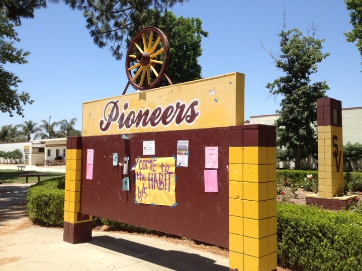 Simi Valley High School, 5400 Cochran St, Simi Valley, CA, Parking ...