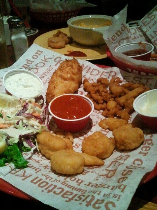 Red Robin Clucks And Shrimp