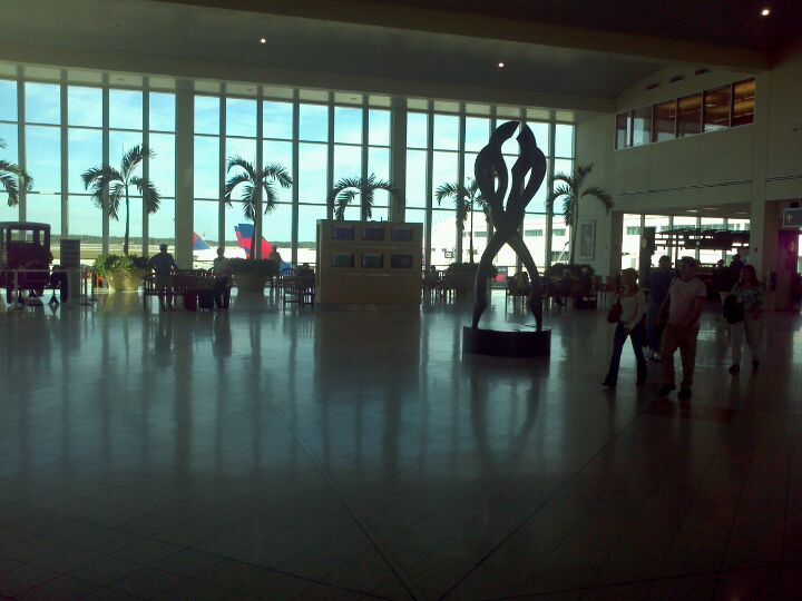 Southwest Florida International Airport (RSW), 11000 Terminal Access Rd ...