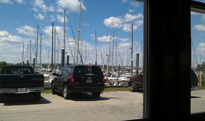 Melville Grille, 1 Lagoon Rd, Ste 10, Portsmouth, RI - MapQuest